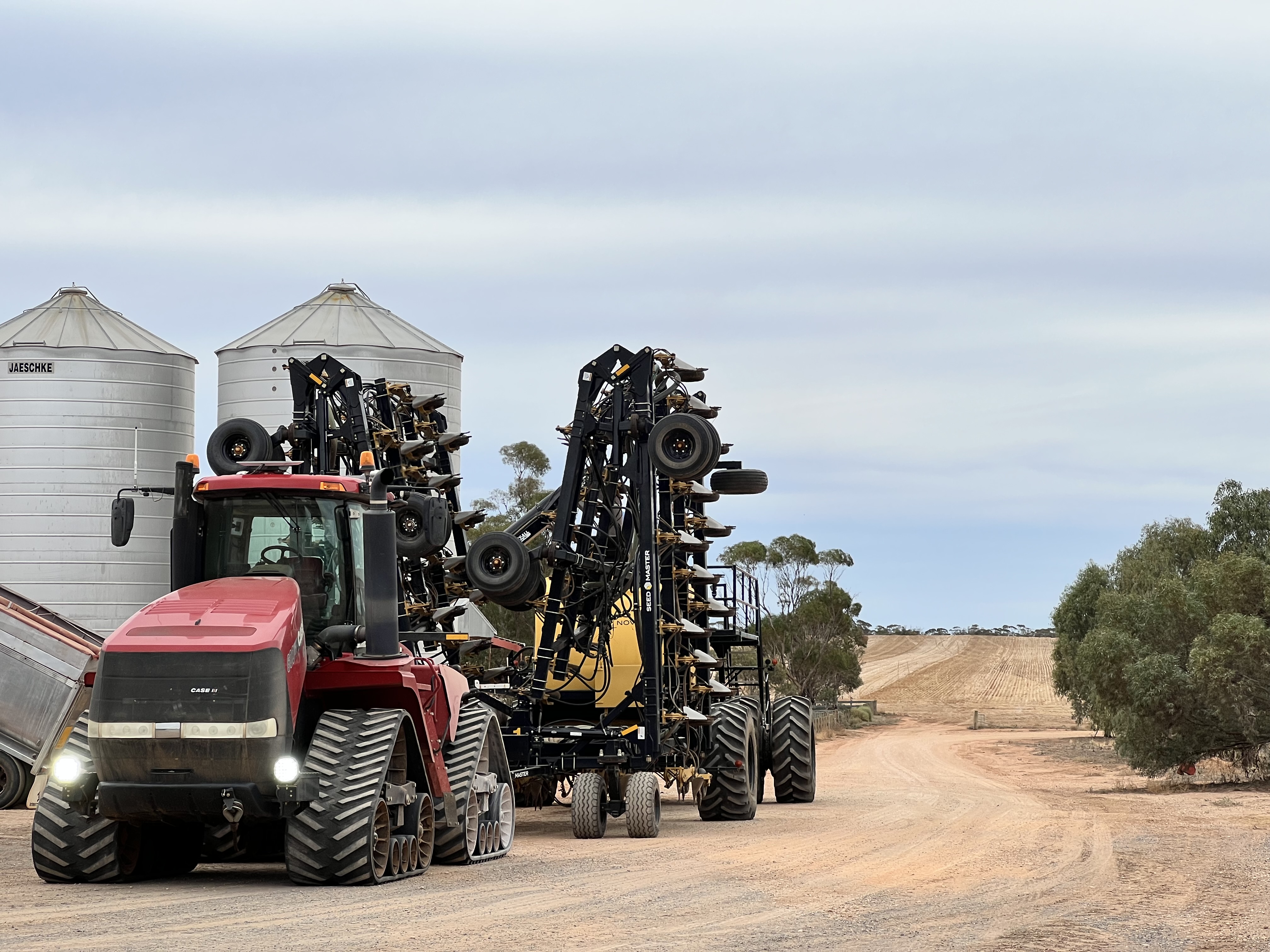 Video: Connected Farms Starlink Mobility for Agriculture - Use Case ...